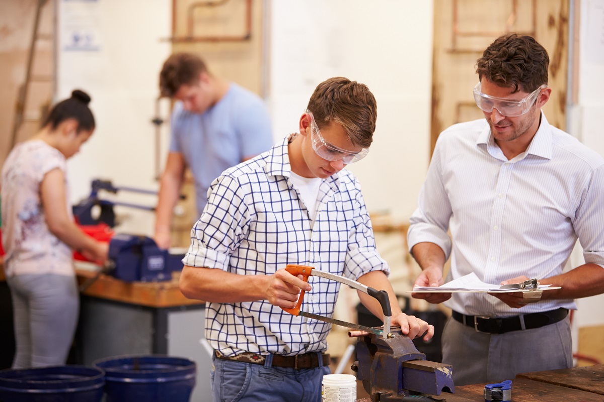 Six Benefits Of Vocational School – Mydegree.com